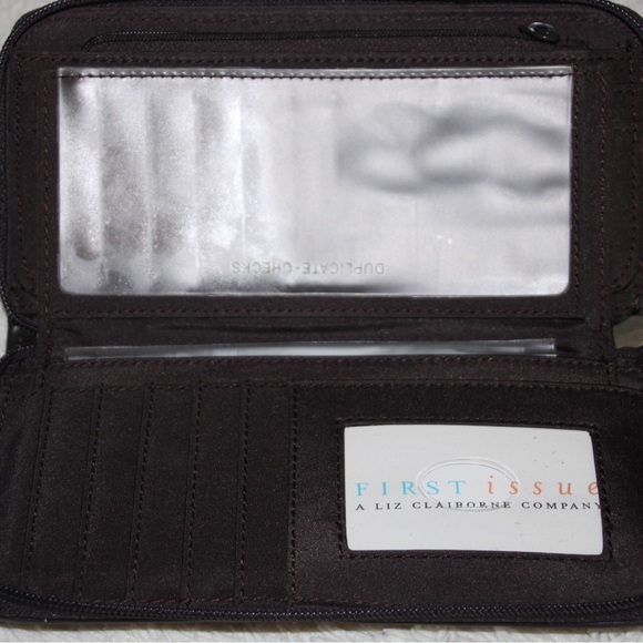 First Issue by Liz Claiborne | Bags | First Issue By Liz Claiborne ...